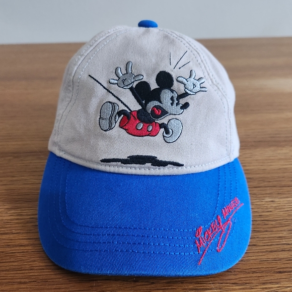 Disney | Accessories | Disney Parks Youth Mickey Mouse Embroiered Snap ...